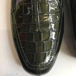 Clarks | Shoes | Clarks Timeless Gray Crocodile Leather Loafers Size 75 ...